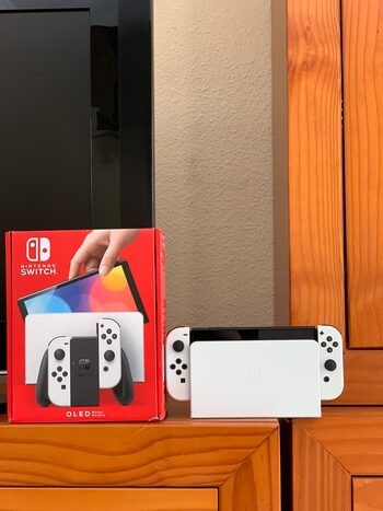 Comprar Nintendo Switch OLED, Blue & Red, 64GB | ENEBA