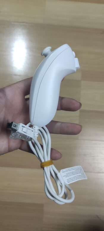 Comprar Nunchuk blanco original y probado | ENEBA