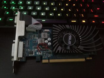 Pirkti Asus GeForce GT 620 1 GB 700 Mhz PCIe x16 GPU