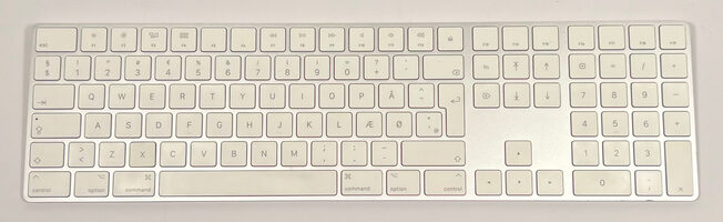 Comprar Apple Magic Keyboard with Numeric Keypad