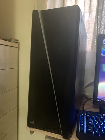 Comprar Aerocool Cylon ATX Mid Tower Black PC Case | ENEBA
