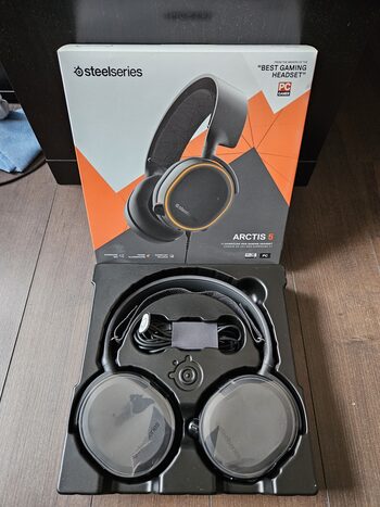 Comprar SteelSeries Arctis 5 Casque Gaming 7.1 Surrond - Filaire - Noir - Rétroéclairé | ENEBA