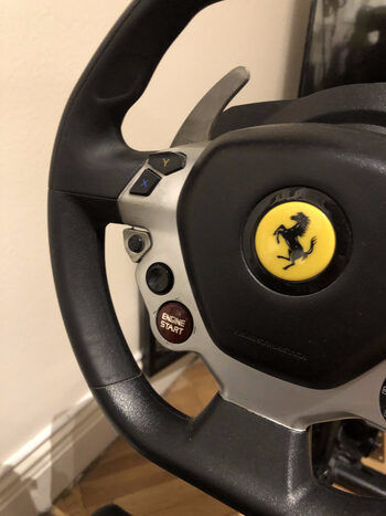 Comprar Volante Thurstmaster TX Ferrari Edition Xbox | ENEBA