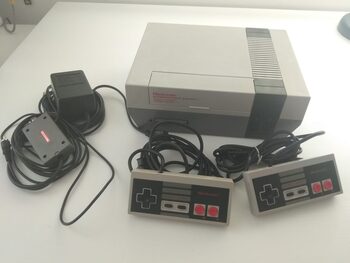 Comprar NES, Grey