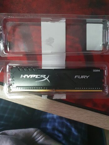 Comprar Kingston HyperX Fury RGB 8 GB (1 x 8 GB) DDR4-3200 Black PC RAM