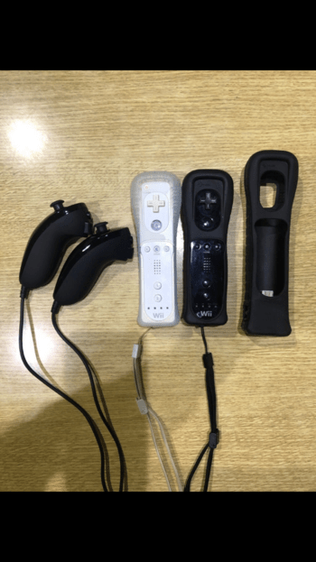 Comprar Pack mandos originales Wii | ENEBA