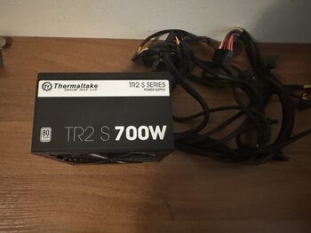 Pirkti Thermaltake TR2 S - 700W | ENEBA