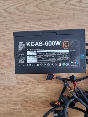 Comprar AeroCool KCAS 600W 80+ Bronze