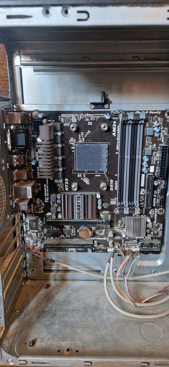 Pirkti Gigabyte GA-78LMT-USB3 AMD 760G Micro ATX DDR3 AM3+ 1 x PCI-E ...