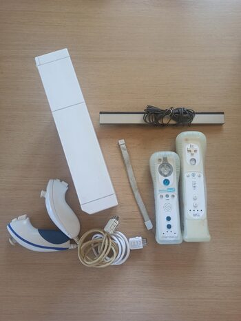 Comprar Nintendo Wii + 2 Mandos y Nunchuks + Disco Duro
