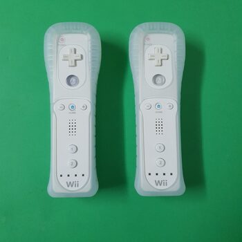 Comprar PACK 2 MANDOS WII BLANCOS ORIGINALES CON FUNDAS | ENEBA